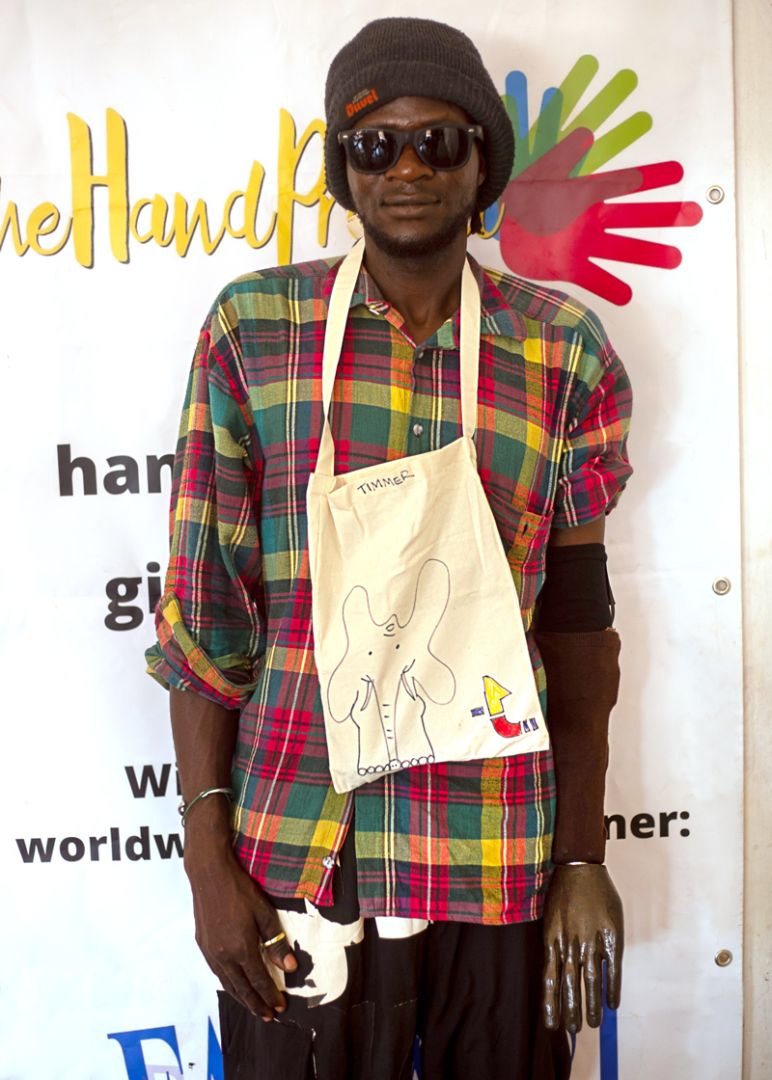 The Hand Project: Mehr als ein Teamevent